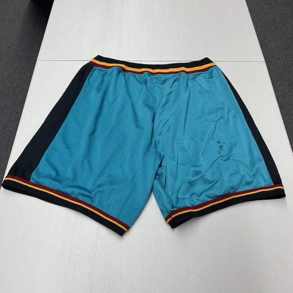 Vintage 2000s Y2K Detroit Pistons Champions Basketball Shorts Teal Size ...